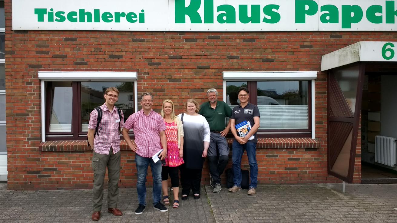 Tischler: Finnische Lehrerdelegation besucht Tischlerei Papcke in ...